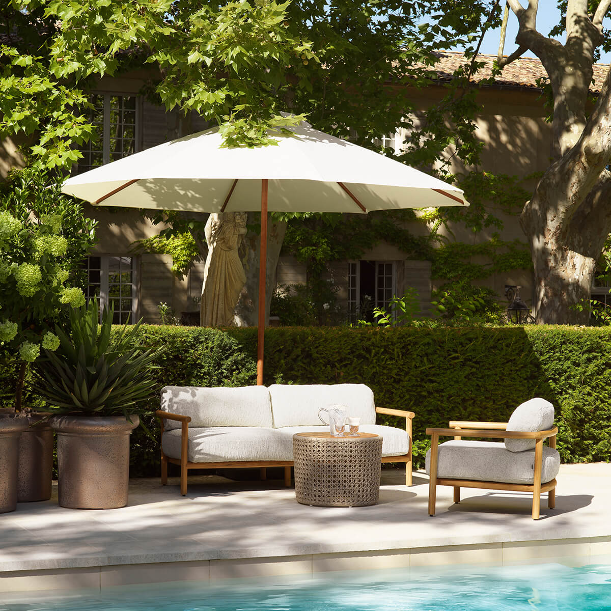 Šoninis staliukas TRINITY – Elegant Home